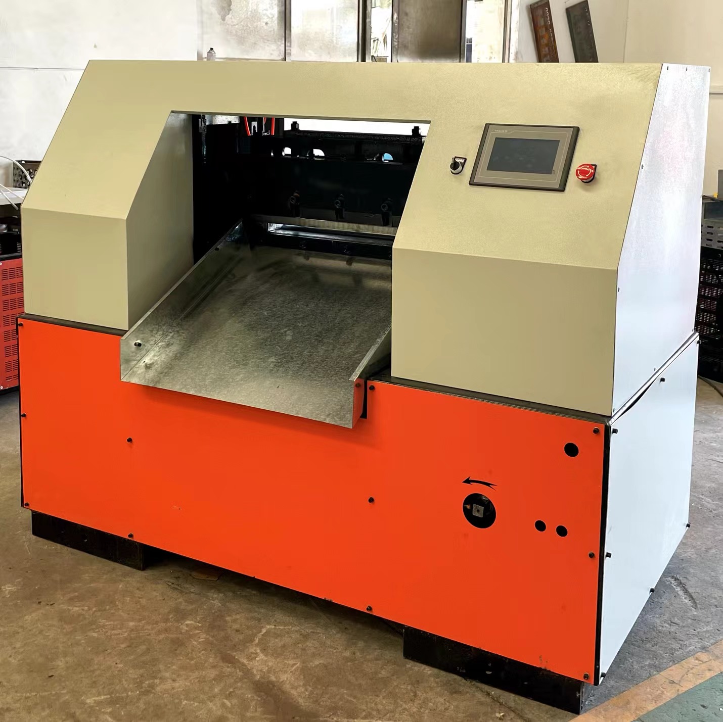Fiberglass short-cutting machine - xinniuzj